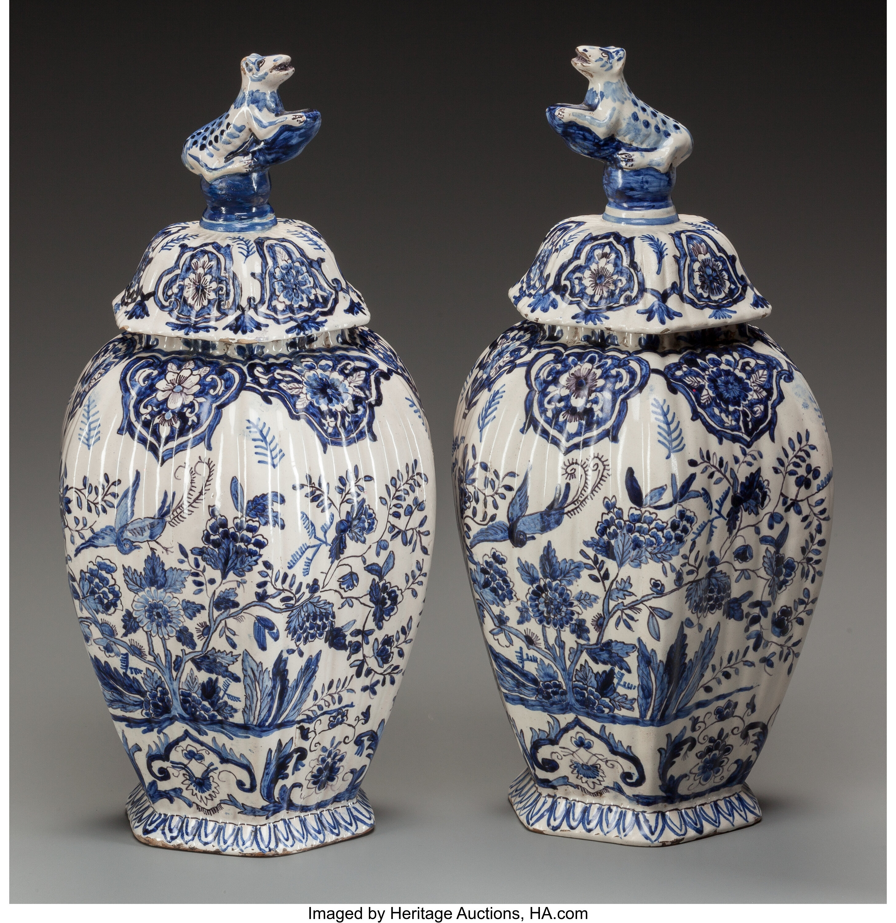 A PAIR OF DUTCH DELFT LIDDED JARS, 20th century. Marks: LF. 14 | Lot ...
