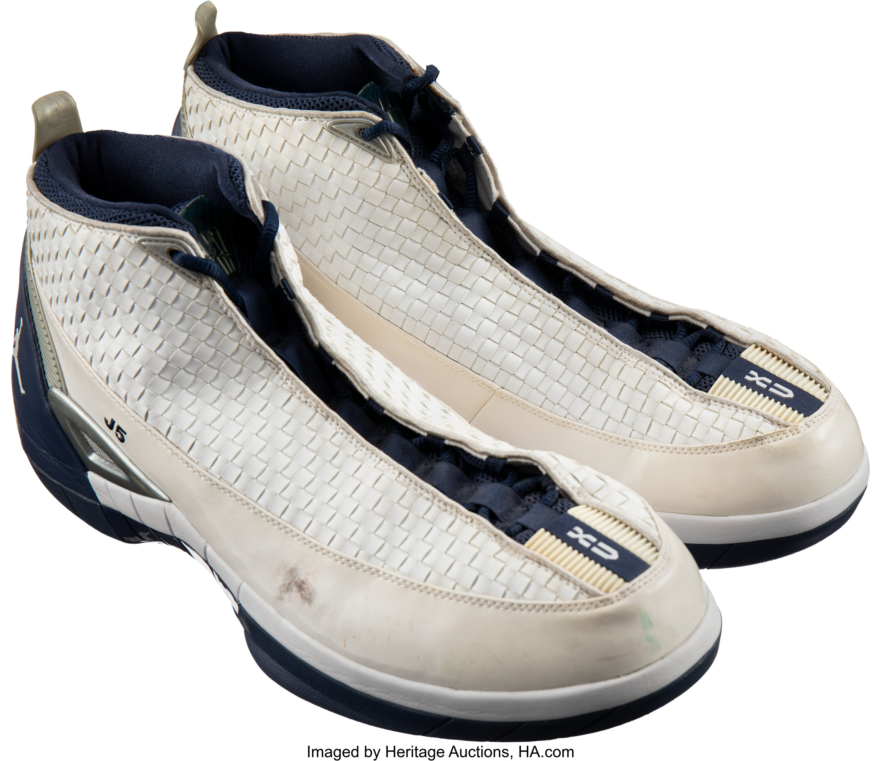 2008 Juwan Howard Game Worn Dallas Mavericks Sneakers.... | Lot #41208 ...