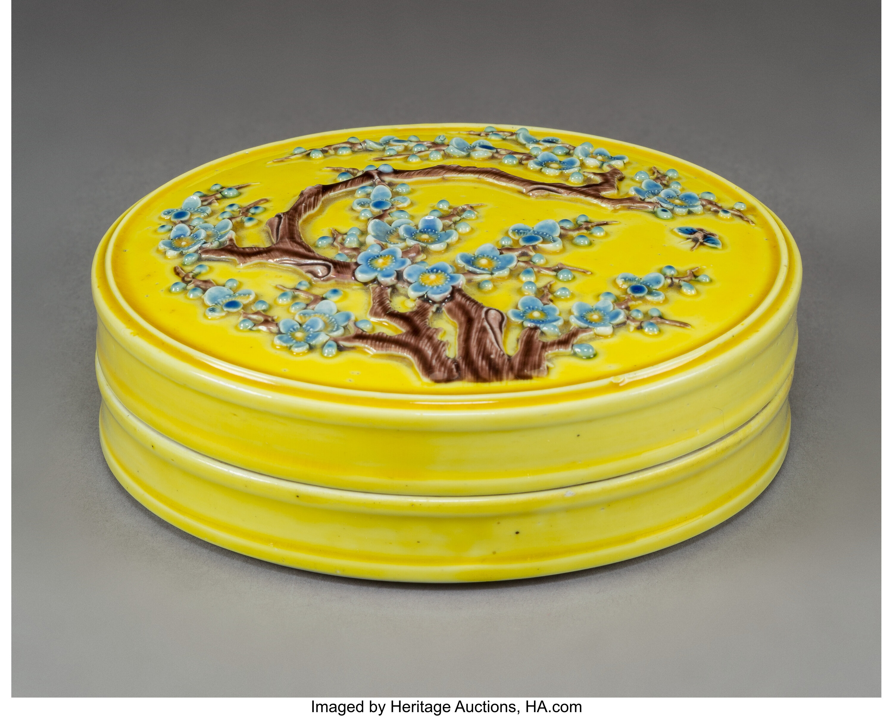 A Chinese Yellow Ground Porcelain Covered Box. 1-3/8 x 4-5/8 inches ...