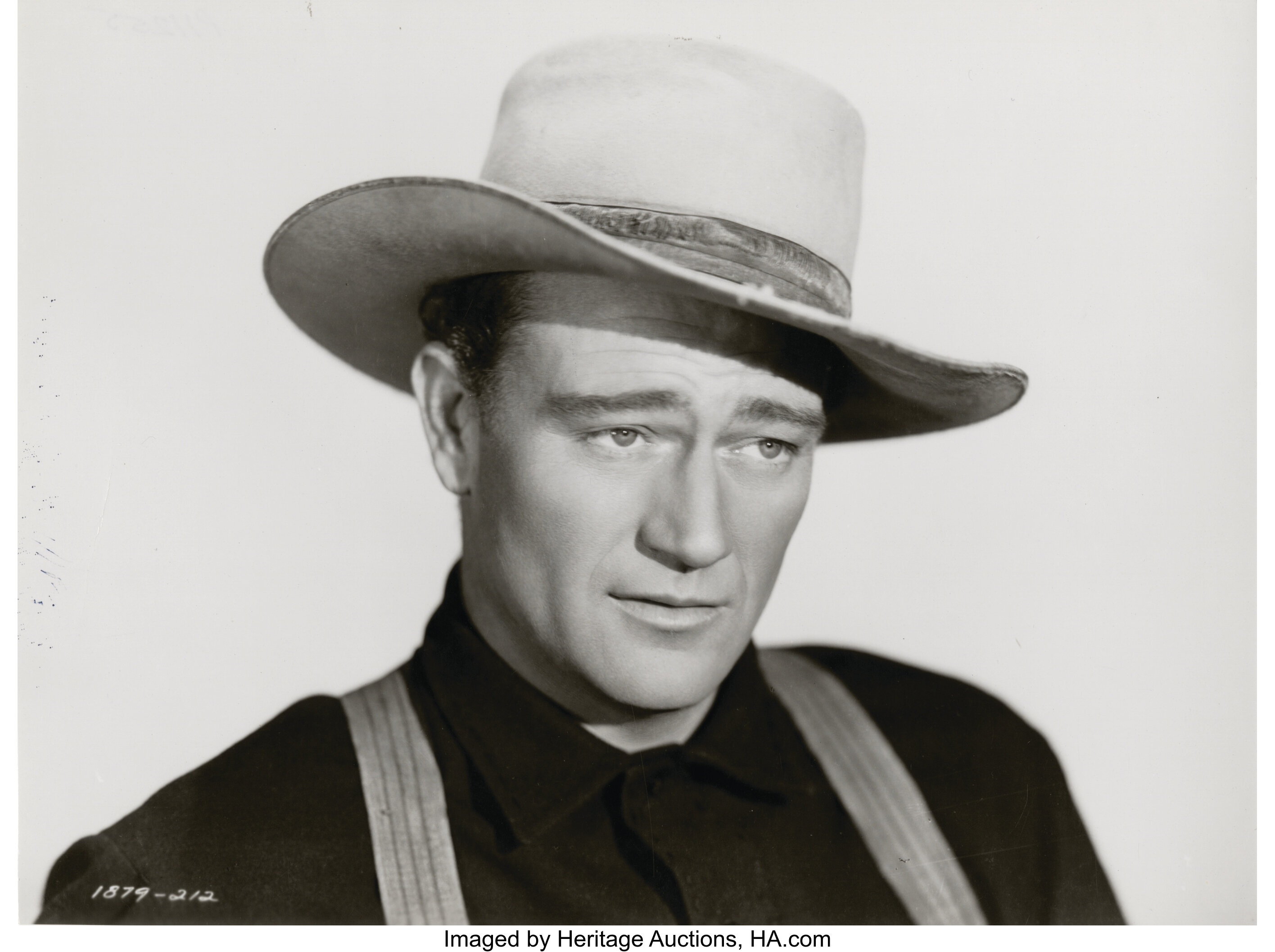 John Wayne (12) photograph collection.... Movie/TV Memorabilia | Lot ...