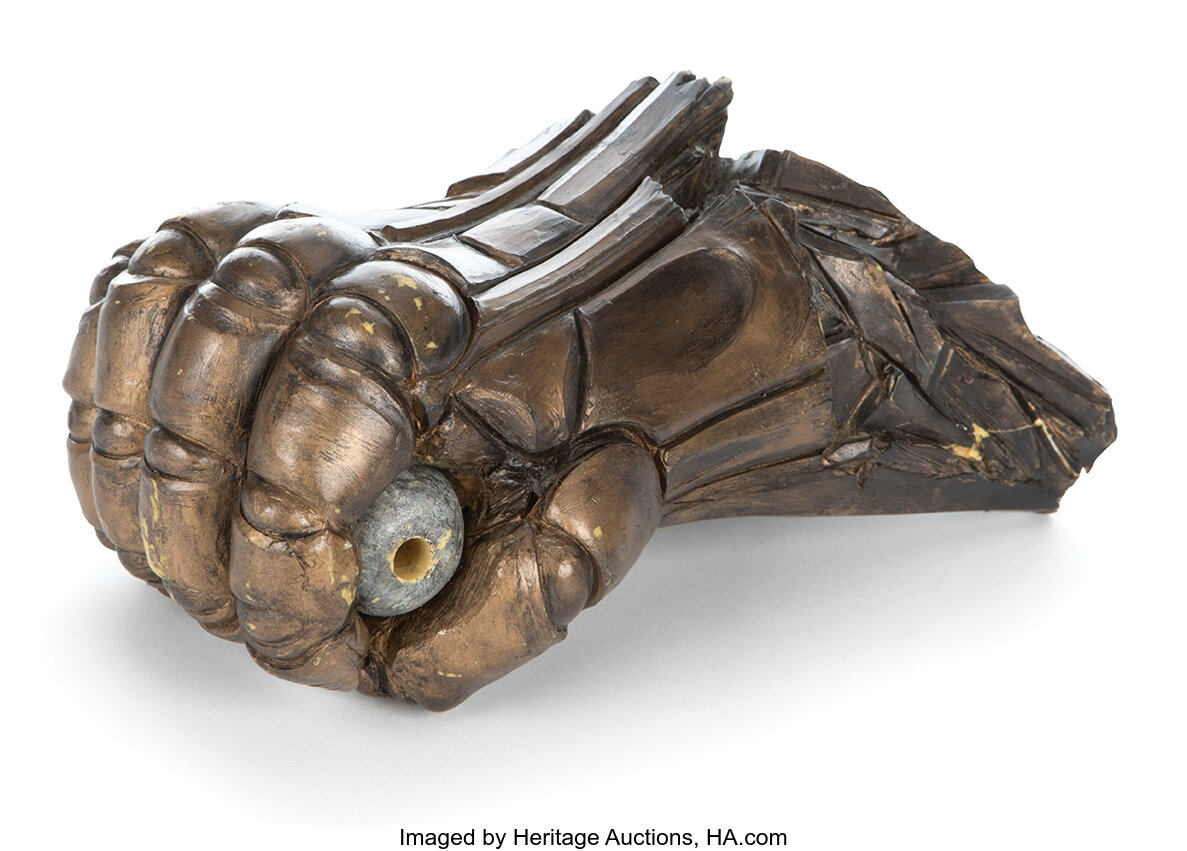 Milla Jovovich "Leeloo" regeneration DNA hand from The Fifth | Lot ...