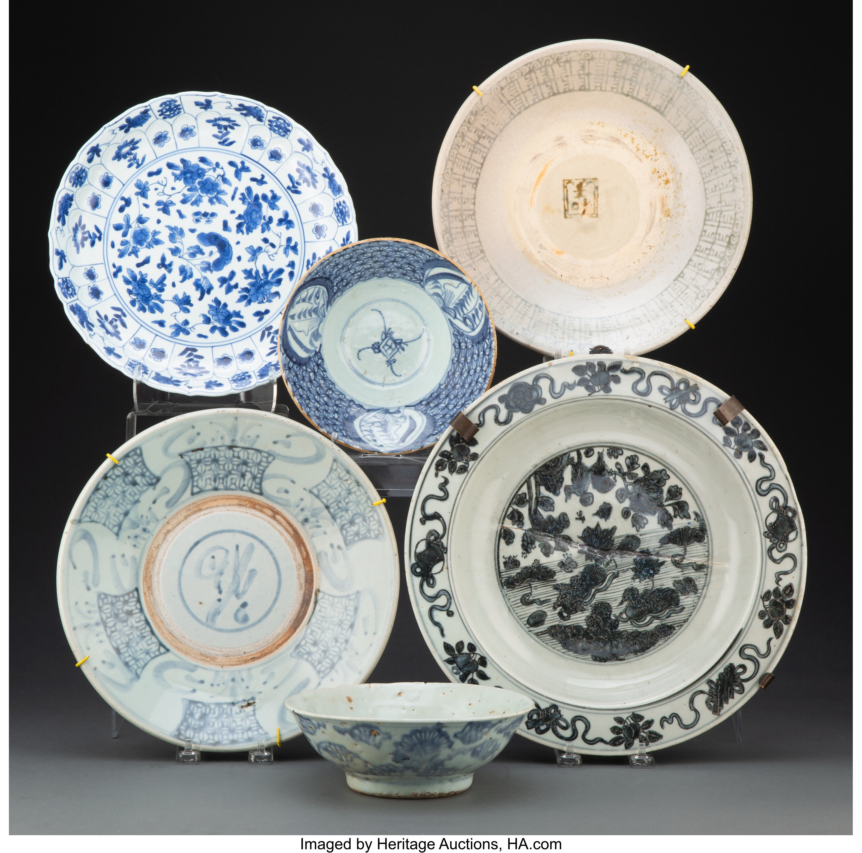 A Group of Six Nanking Cargo Plates. Marks: six-character mark on | Lot ...