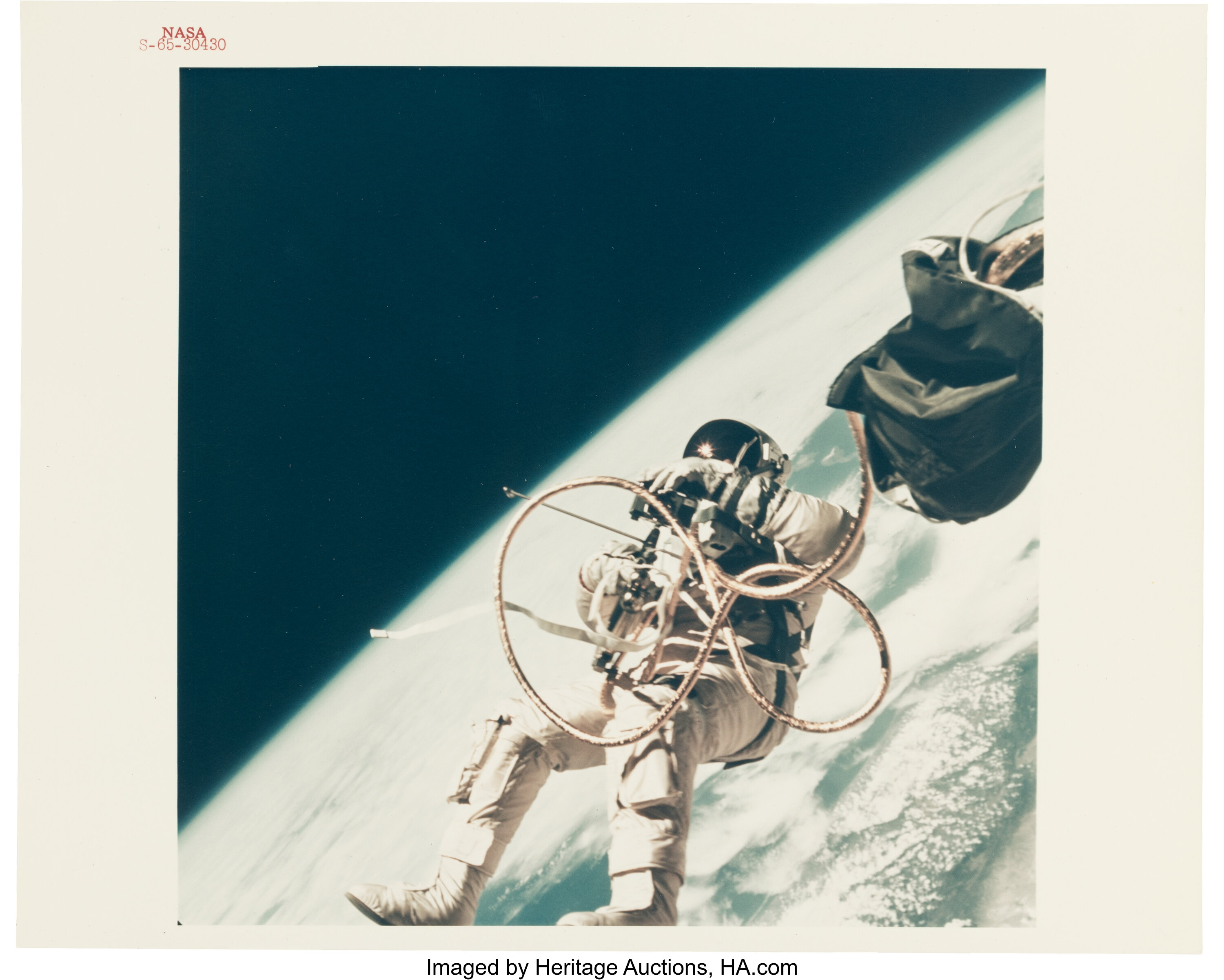 Gemini 4 Vintage NASA "Red Number" Color Photo, Image S-65-30430: | Lot ...