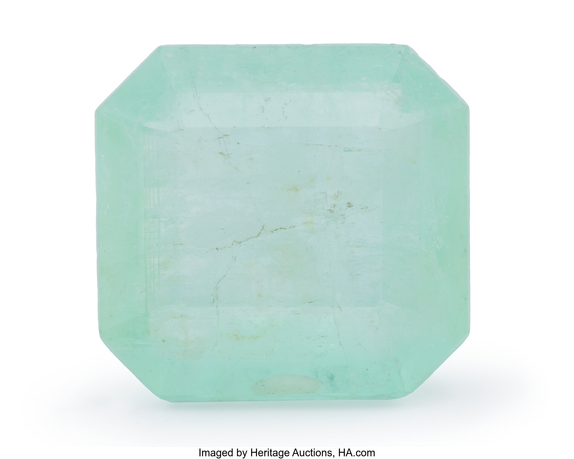 Gemstone: Emerald - 17.8 Cts.. Colombia. 18.11 x 17.22 x 8.04 mm. | Lot ...