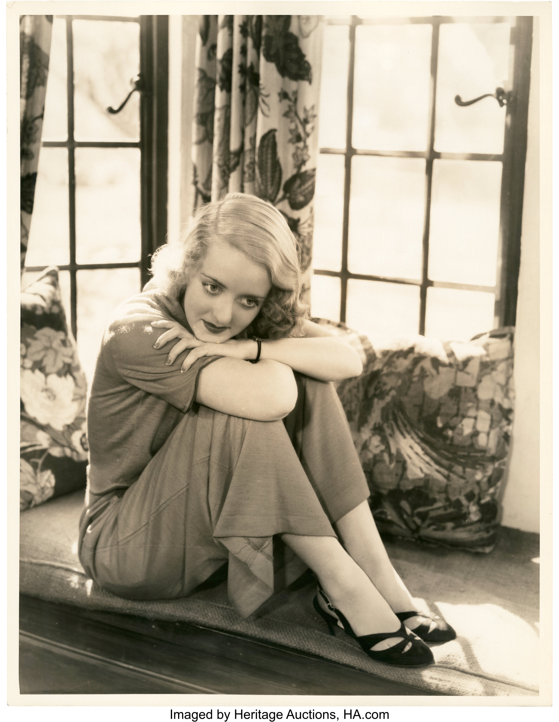 Bette Davis by Irving Lippman (Warner Brothers, 1930s). Portrait | Lot ...