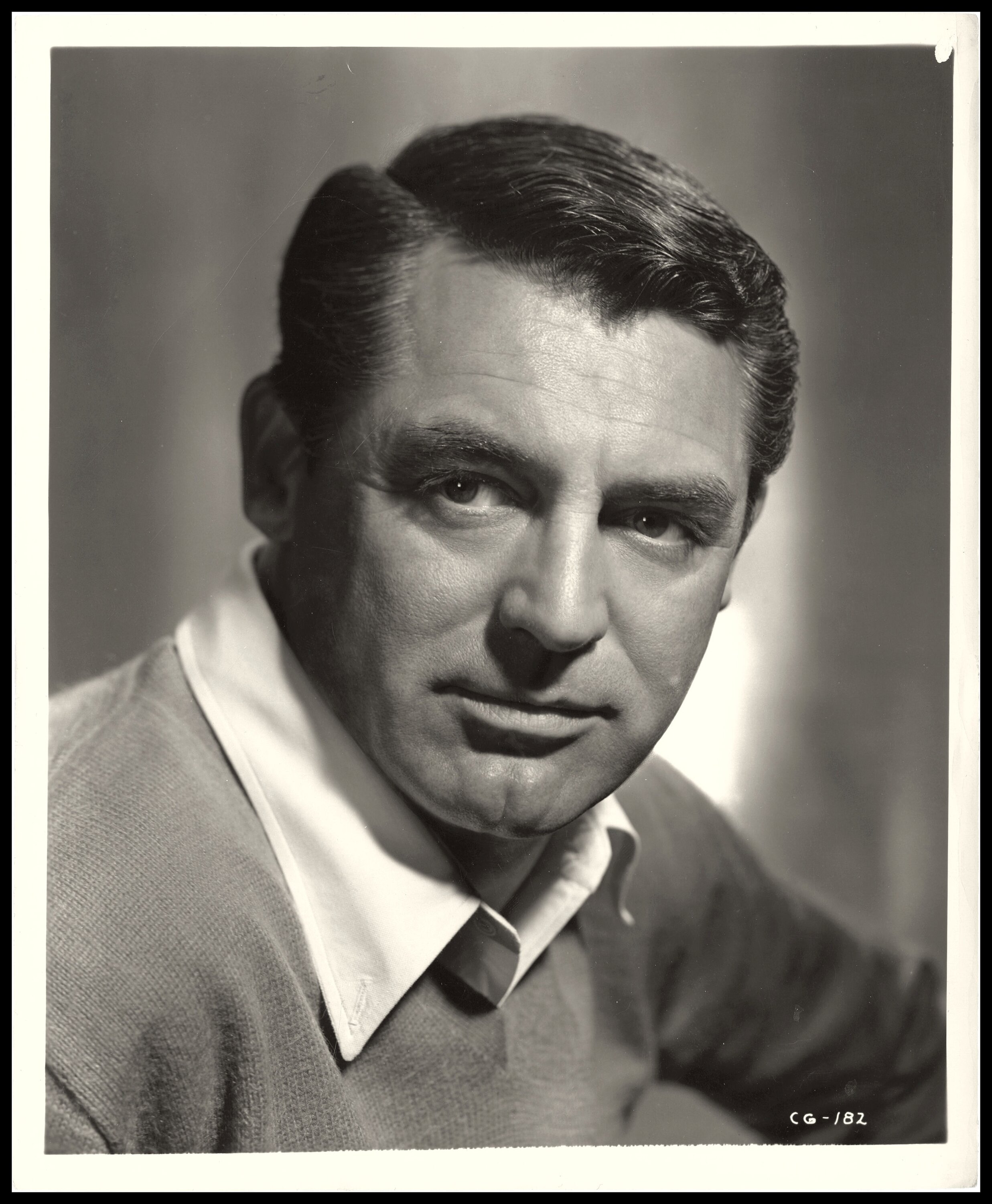 Cary Grant by Ernest A. Bachrach (RKO, 1940s). Portrait Photo (8" X ...